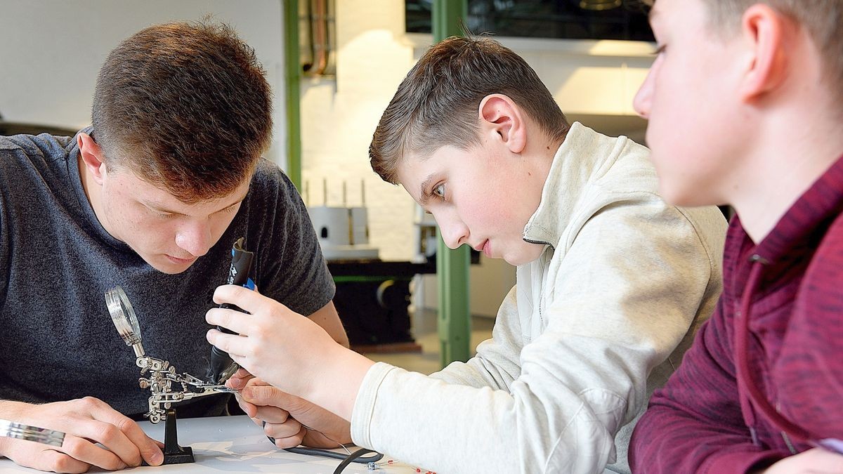 Hagener Schüler erkunden bei „Tec Day“ Berufsfeld Technik