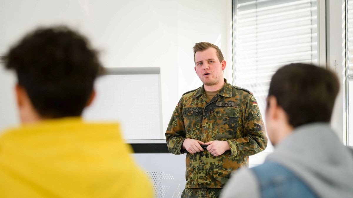 Bundeswehr informiert im BiZ über Karrierechancen