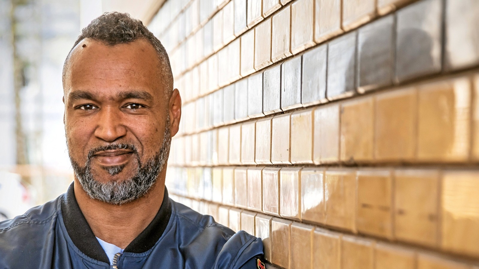 Patrick Esume: Der Superhero aus Hamburg