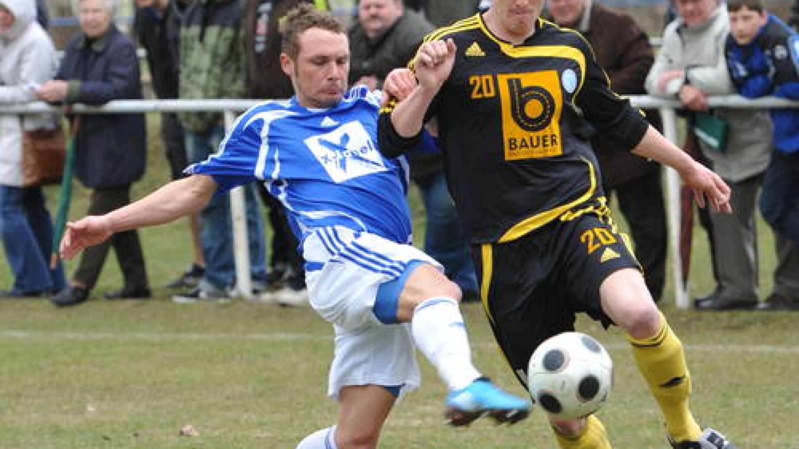 FC Gebesee muss sich im Lokalderby Blau-Weiß Dachwig/Döllstädt 1:2 beugen