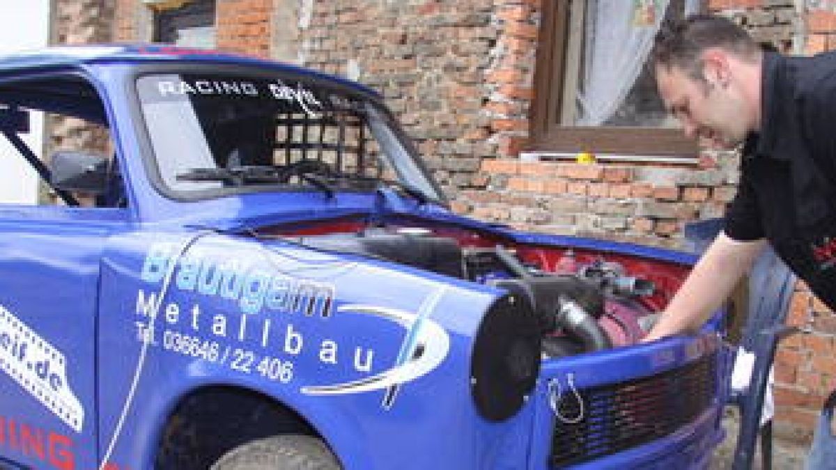 Tannaer Trabis startklar für Pappen-Rennen