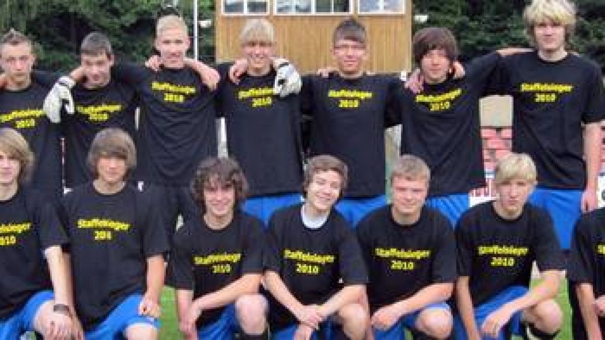 Fußball-B-Junioren der SG Motor/Aufbau Altenburg feiern Erfolg