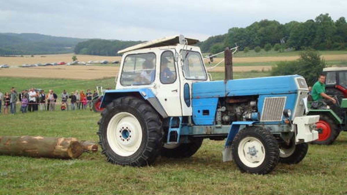 Schlepper- und Oldtimertreffen in Effelder