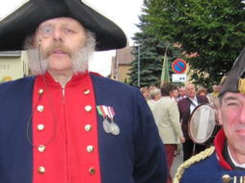 "Harzer Hunnen" bereichern das traditionsreiche Tautenhainer Kanonenfest