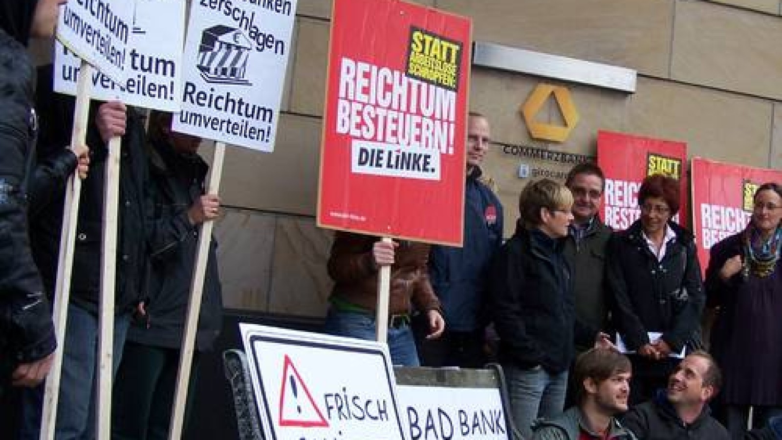 Kleiner Protest gegen Großbanken