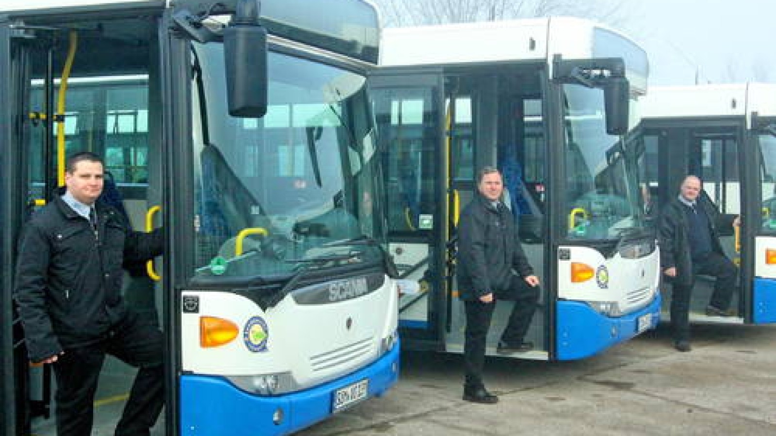 Drei neue behindertengerechte Linienbusse fahren für ÖPNV