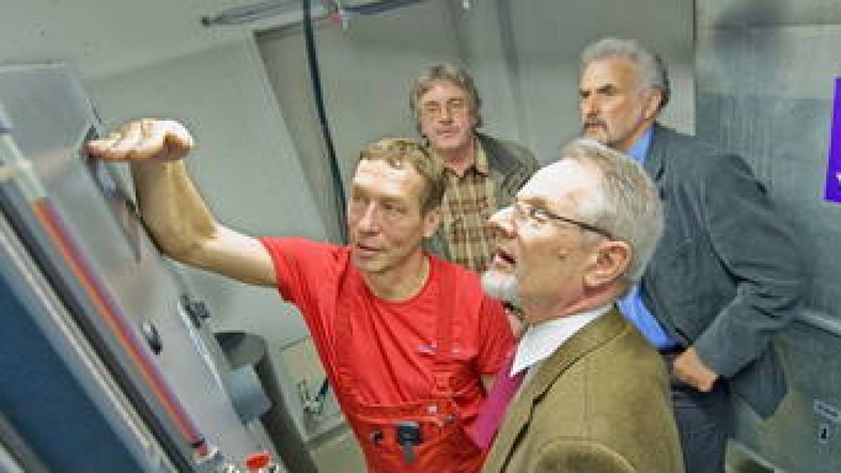 Kraftwerk für Weimars Asbach-Schwimmhalle