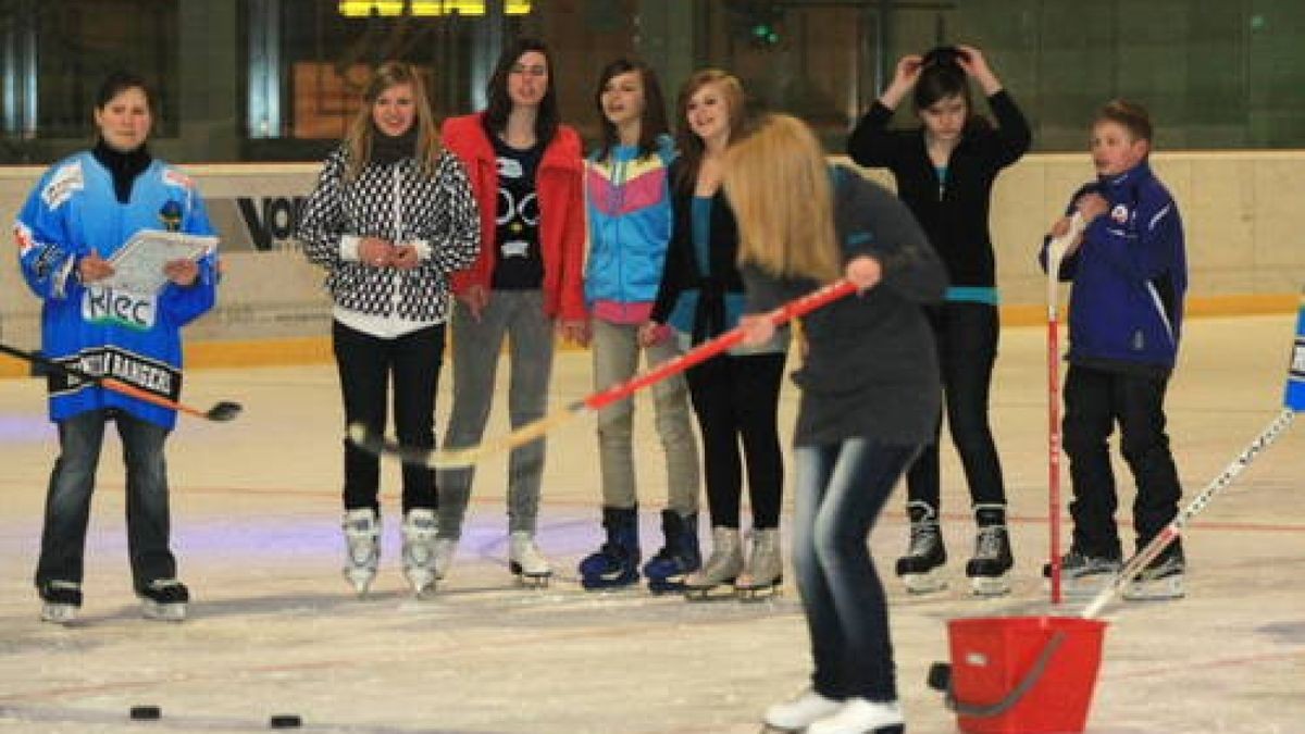 Eisdisco in der Ilmenauer Eishalle