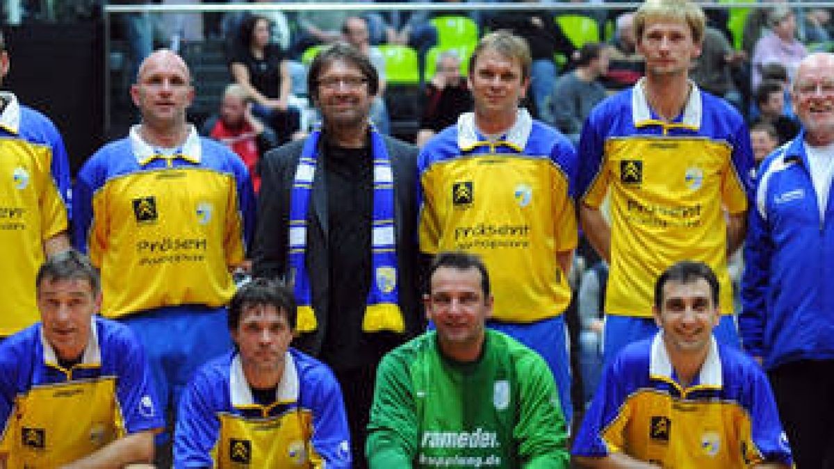 Jenas Traditionsmannschaft zu Gast in Greiz