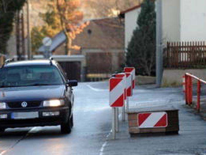 Licht im Schilderwald: Die Engstelle in Gera-Röppisch