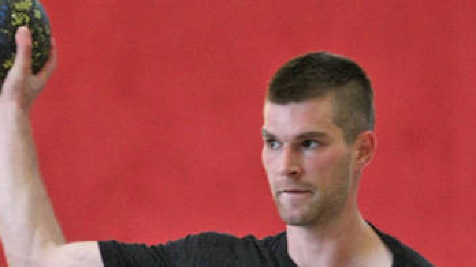 Michal Mrozek erleidet Kreuzbandriss