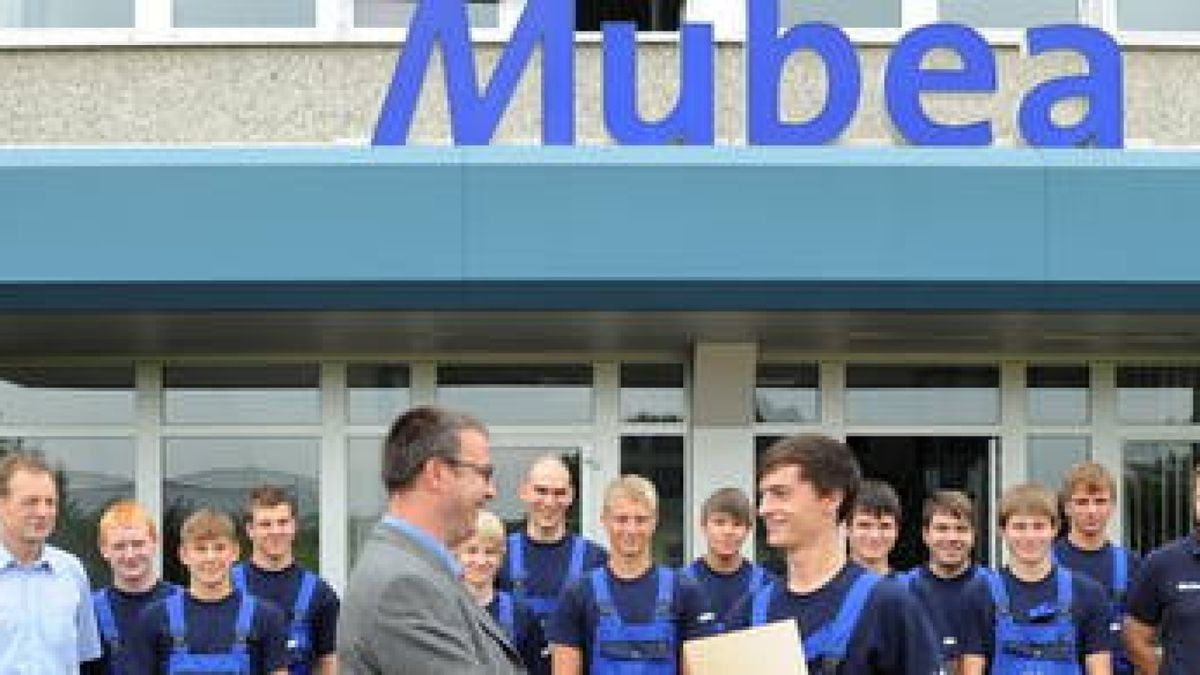 Firma Mubea in Weißensee bildet erstmals auch Mechatroniker aus