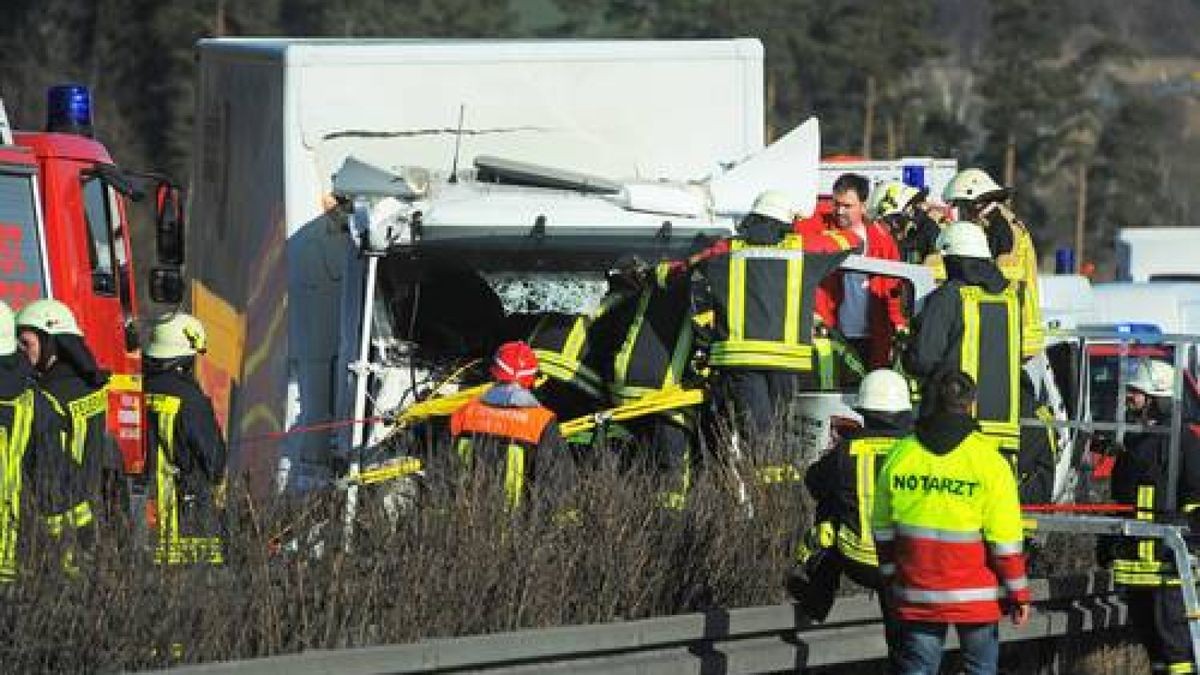 Schwerer Unfall auf der A 71 bei Arnstadt