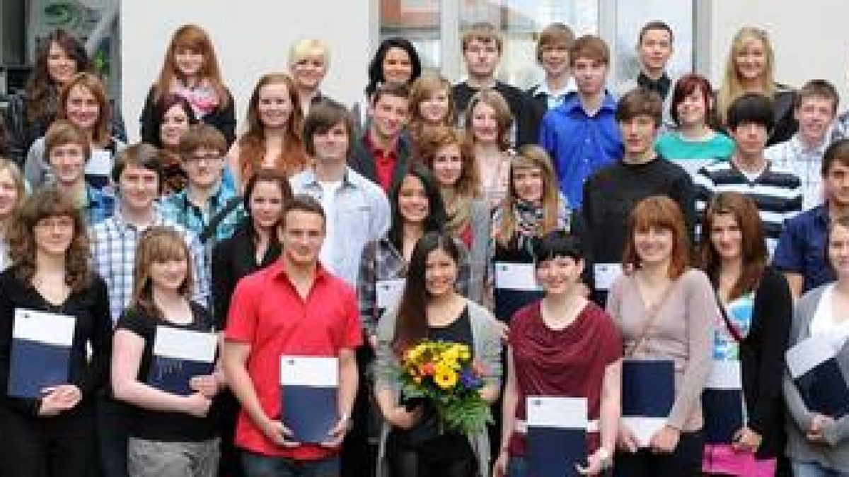 Schüler des Wettbewerbs "Leistung lohnt" ausgezeichnet