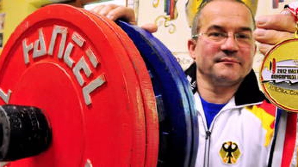 Klaus Griesch ist ein "Goldener Bankdrücker"