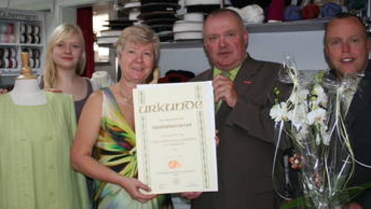 Geraer Schneidermeisterin Lisa Lenz für vorbildliche Ausbildung geehrt