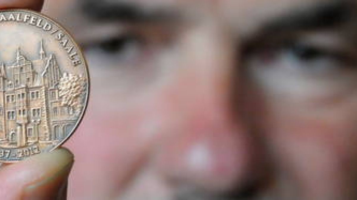 475. Jubiläum für Rathaus Saalfeld: 440 Jubiläumsmedaillen