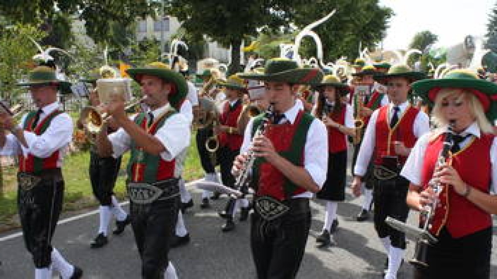 100-jähriges Bestehen der Kirmesburschengesellschaft in Kleinbartloff