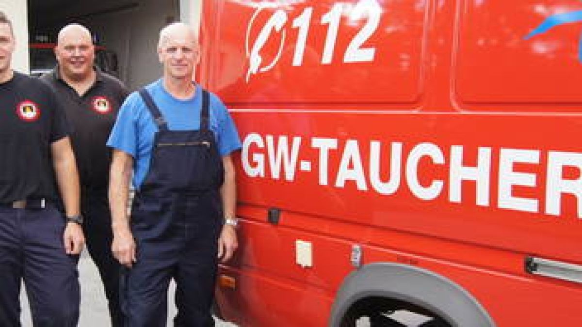 Feuerwehrtaucher haben neues Auto