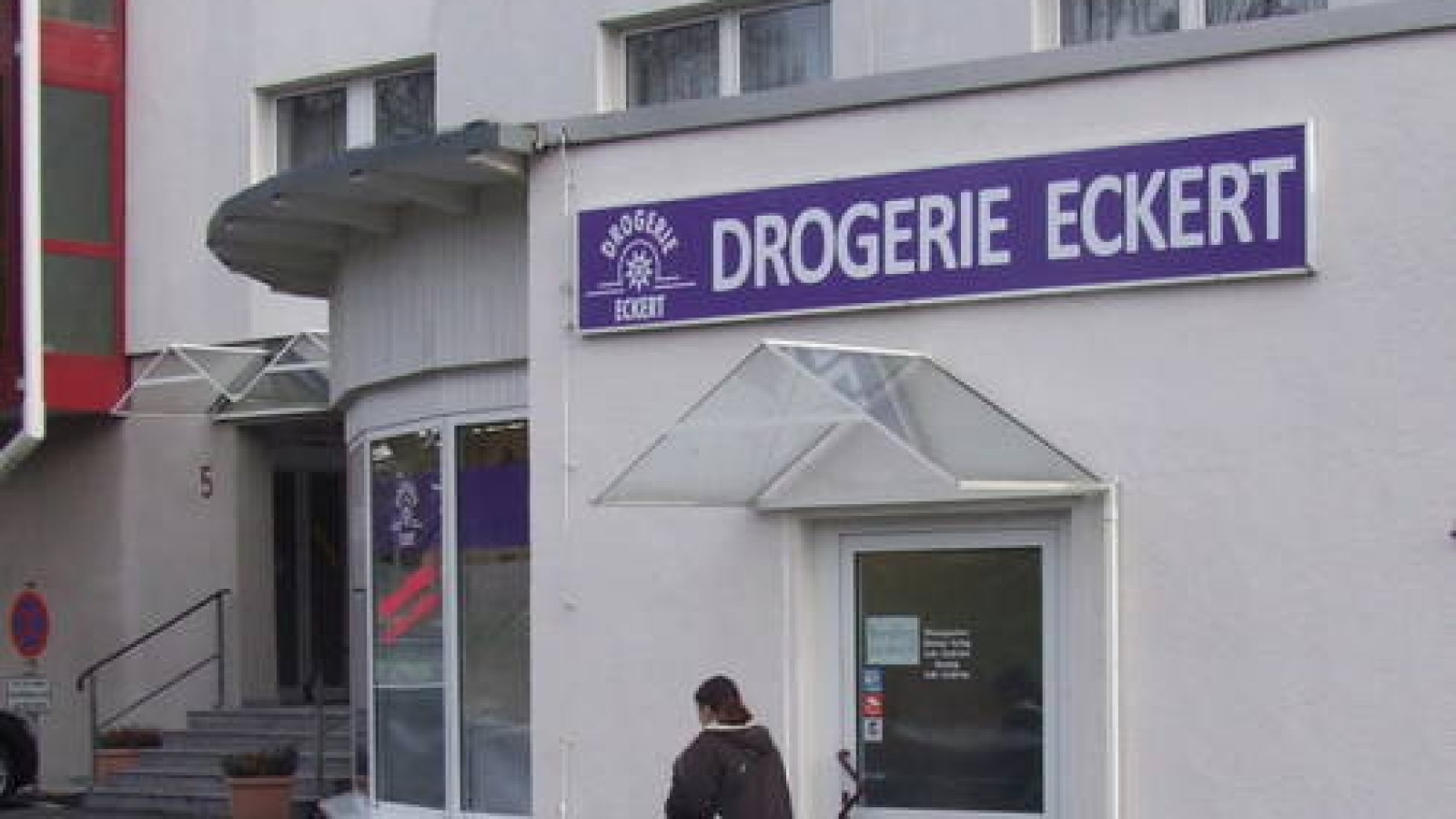 Inge Eckert will sich in Bad Lobenstein mit eigenem Drogeriemarkt ...