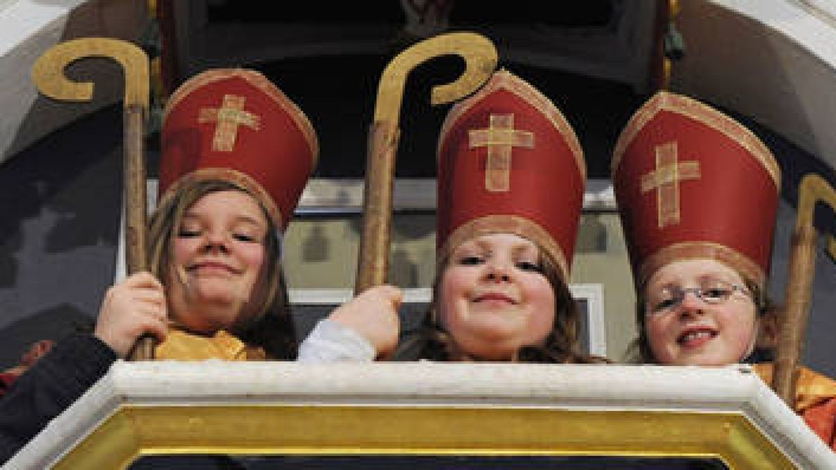 Drei Mädchen aus Magdala sind jetzt als Bischöfinnen im Amt