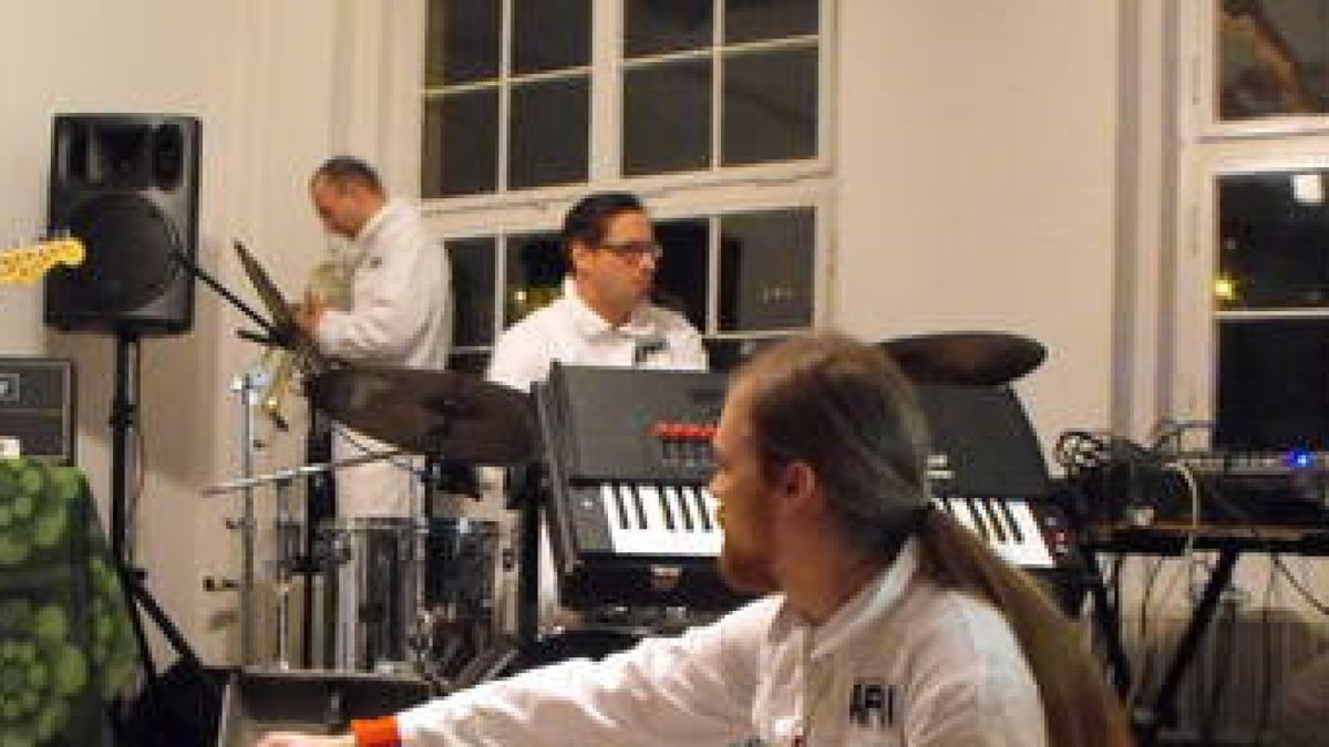 Arbeitskreises fuer moderne Instrumentalmusik bei Eröffnung eines ...