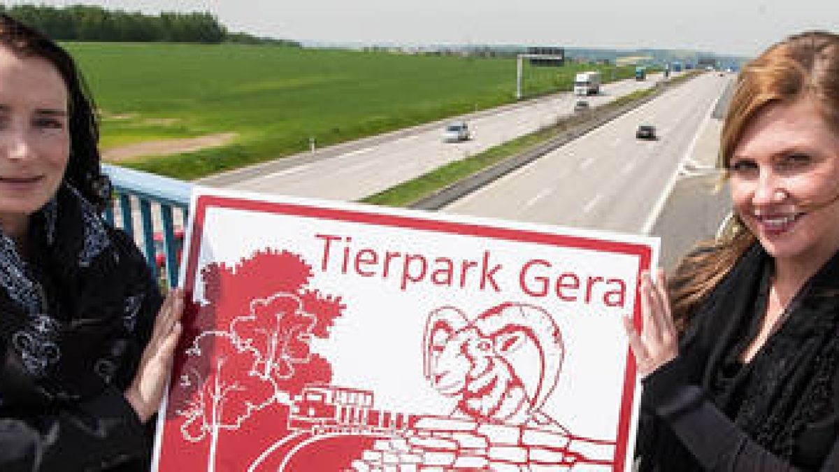 Neue Werbetafel für Tierpark Gera an der A4