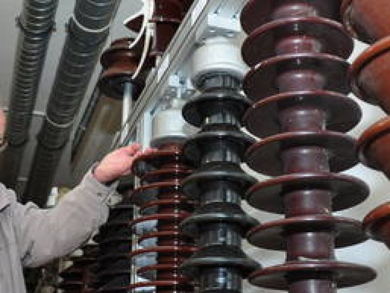 Parade der Isolatoren beim Regional- und Technikverein Hermsdorf