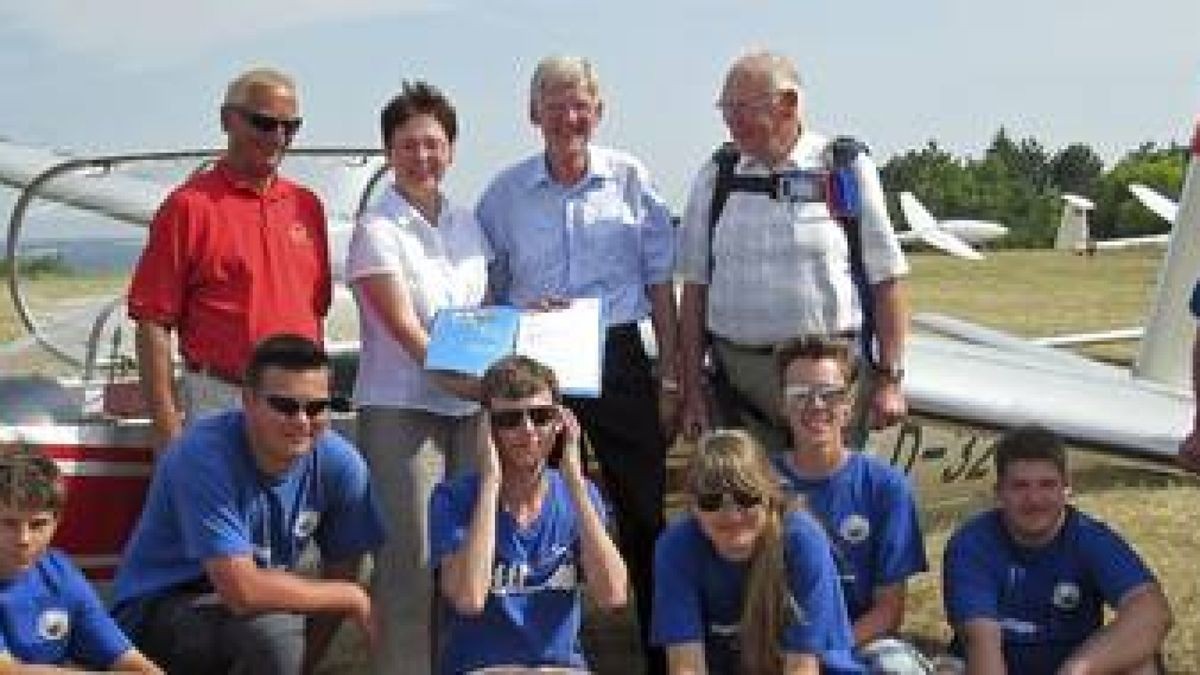 Geld für Schulflugzeug des Fliegerklubs Carl Zeiss Jena