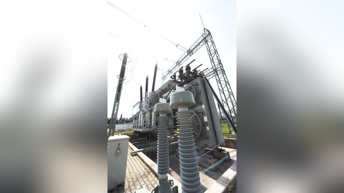 Blick ins Umspannwerk der Firma 50hertz