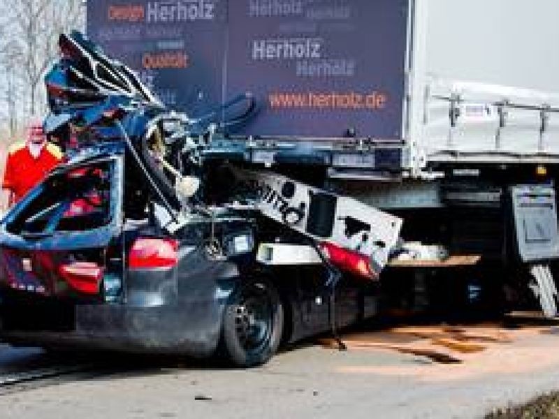 Fahrer stirbt nach Unfall auf A4 bei Erfurt