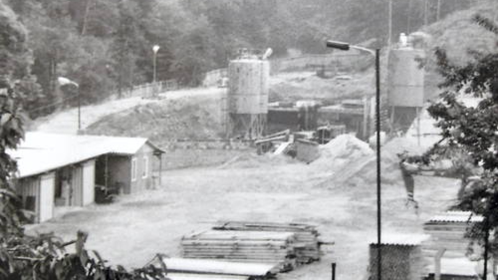 Stasi-Bunker bei Bad Berka: Unbequeme Erblasten im weichen Waldboden ...