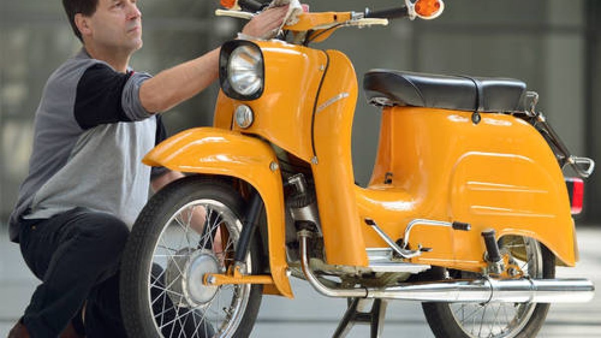 Die Knattervögel im Blechkleid: Simson Schwalbe feiert 50. Geburtstag