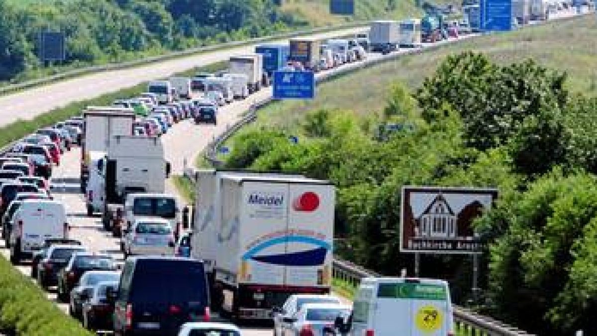 Schwerer Unfall bei Arnstadt auf der A71 mit einem Toten