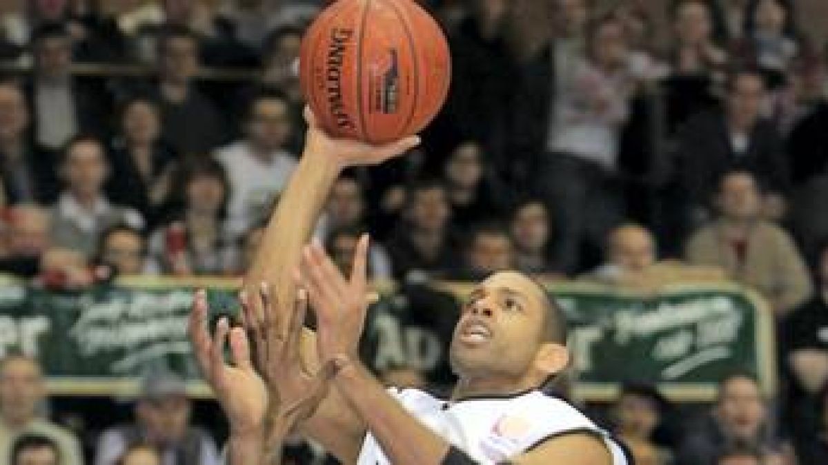Wayne Bernard der Routinier im Jenaer Basketball-Team