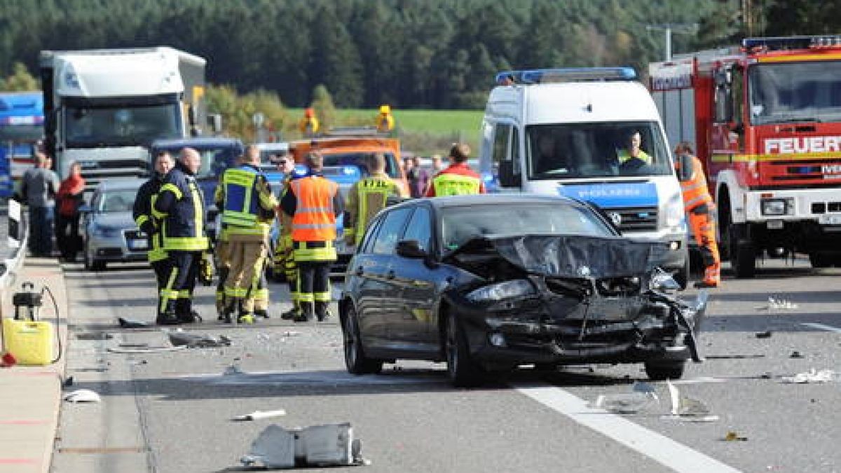 Tragischer Unfall auf der A71 bei Ilmenau: Mann mehrmals überfahren