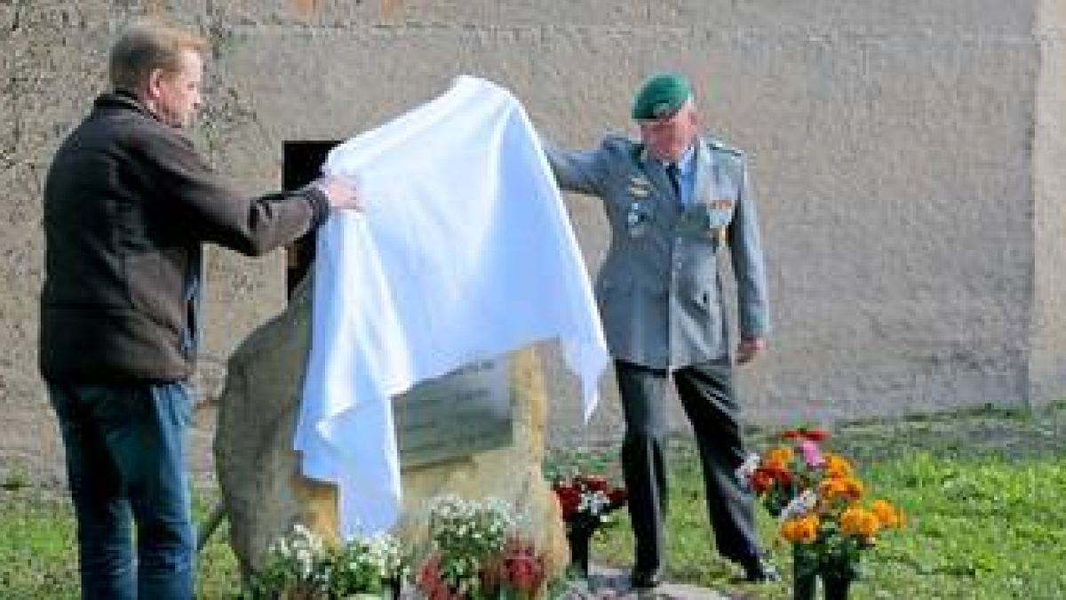 Kindelbrück erinnert mit Gedenkstein an Kriegsdrama