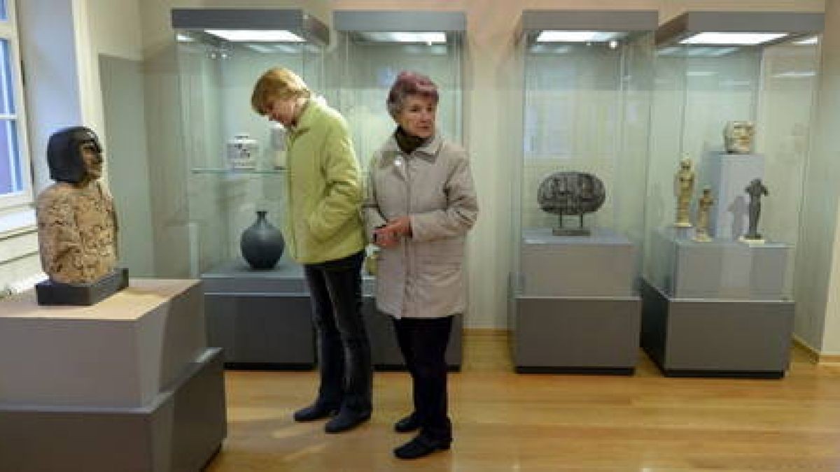 Töpferkunst zwischen Blau-Weiß und Moderne