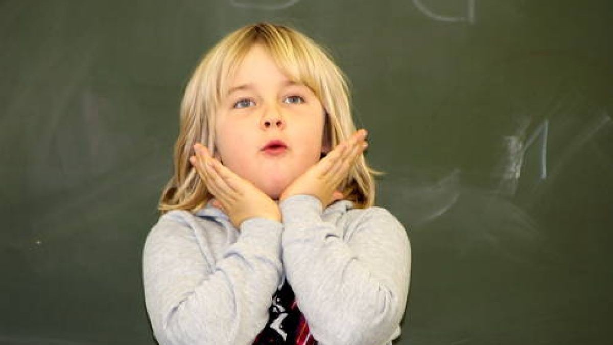 Erstklässler in Keula lernen Lautgebärden