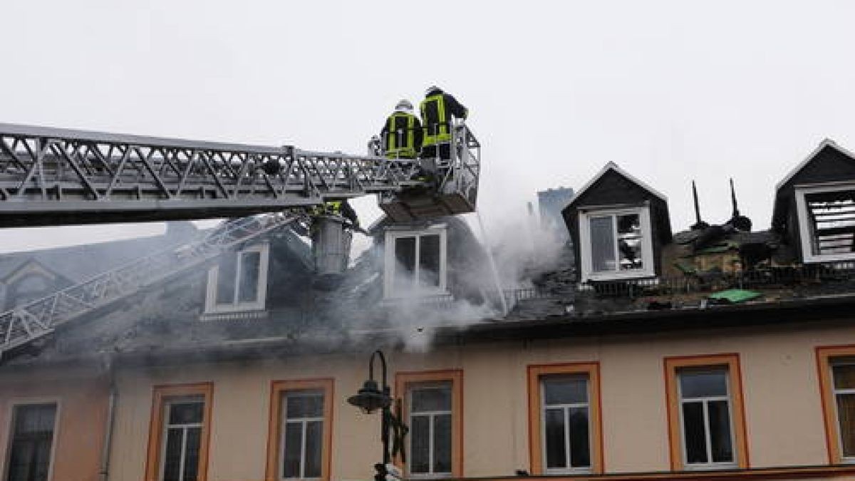 Millionenschaden und vier Verletzte nach Großbrand in Gräfenthal