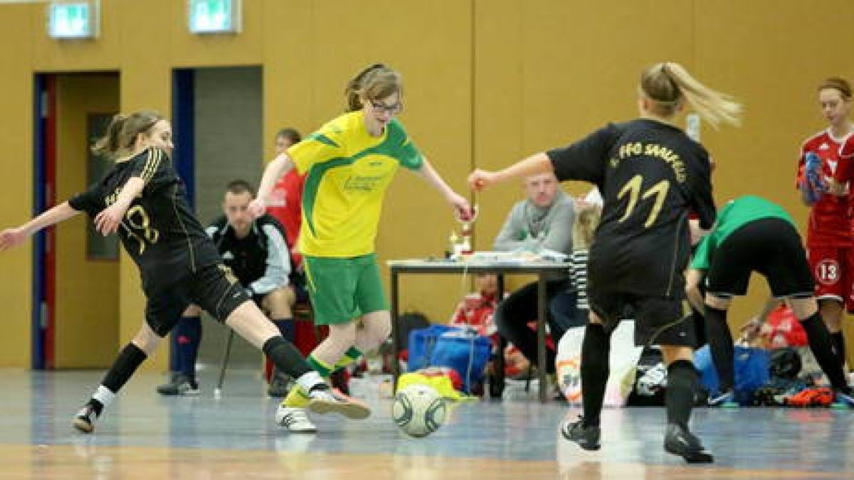 Das Kurt Wagner Fußballturnier des SC 03 Weimar in der Asbach Halle