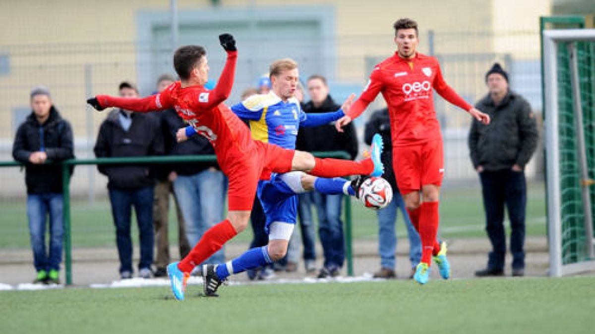 FC Carl Zeiss Jena unterliegt KSV Baunatal im Testspiel mit 1:2