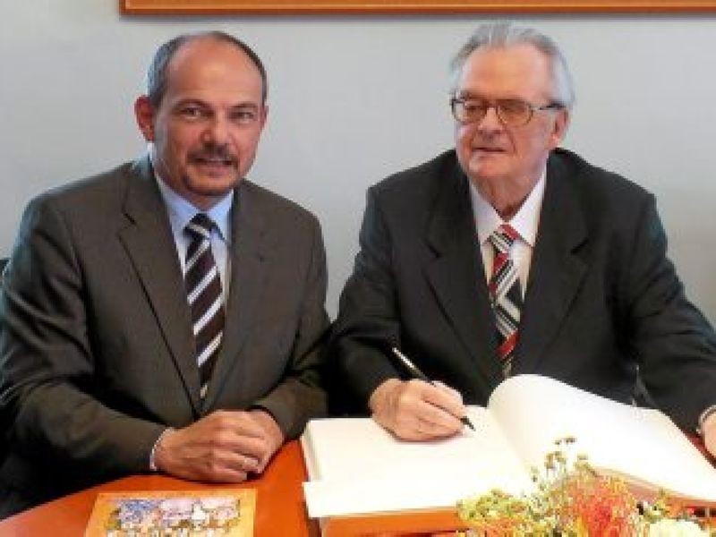 Wie aus einem Geigenspieler ein Kammersänger wurde: Günther Leib trägt ...