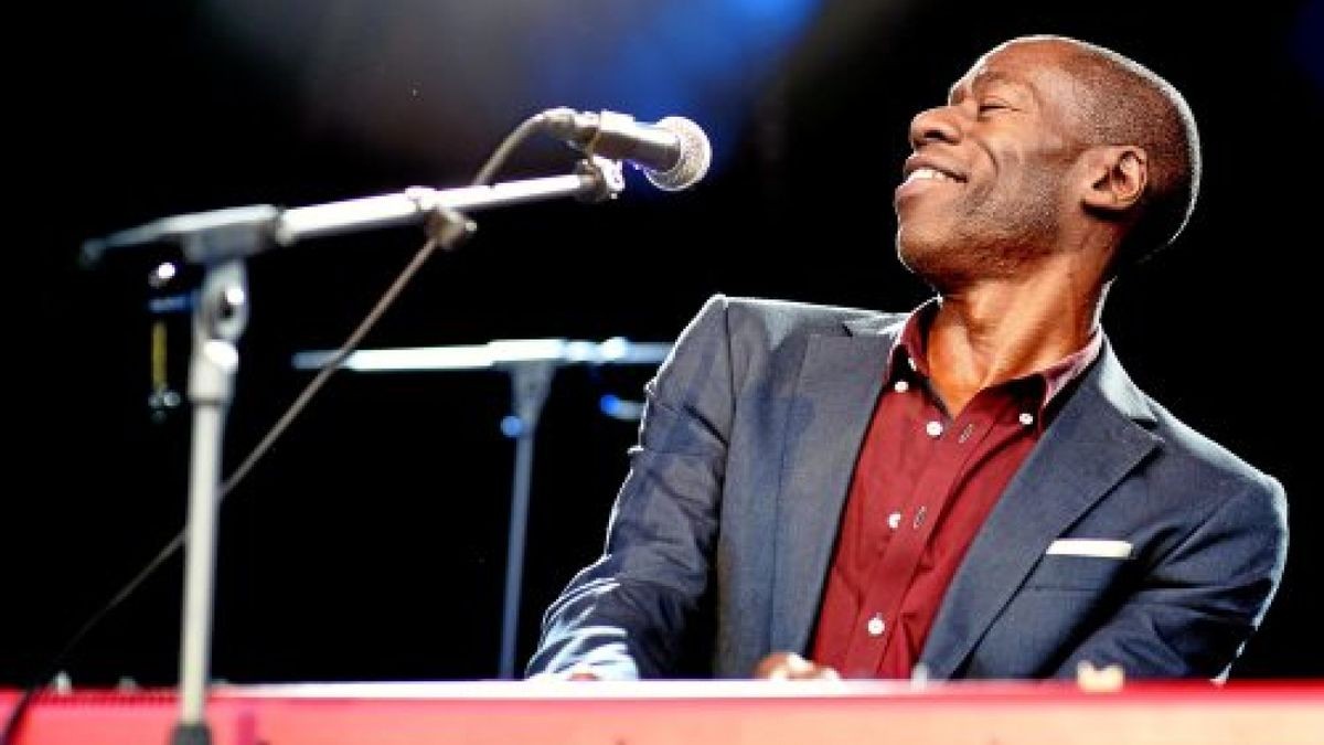 Andrew Roachford mit seiner Band in der Kulturarena Jena