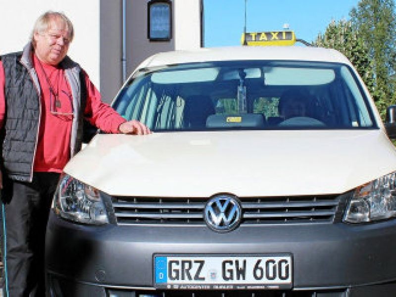 Mit Taxi zu Aldi nach Hof: Gerd Wolf aus Zeulenroda gründet vor 25 Jahren Taxi- und ...