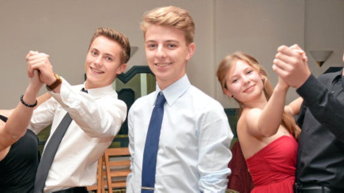 Tanzträume zum Semperopernball: Drei Saalfelder Paare fahren nach Dresden