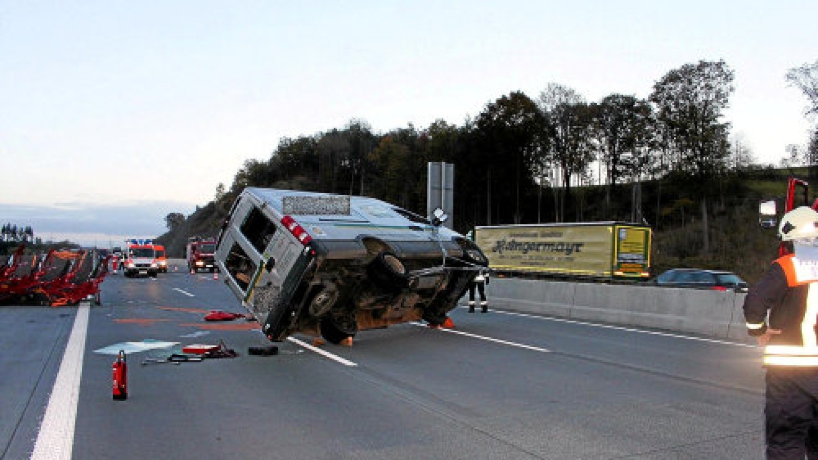 Schwerer Unfall auf A9 bei Schleiz