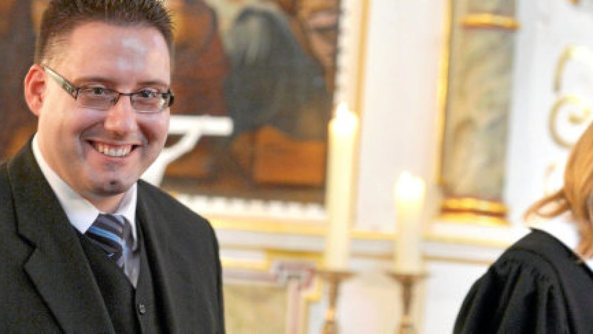 Ralf Lippold als neuer Leiter der Burg Bodenstein ins Amt eingeführt