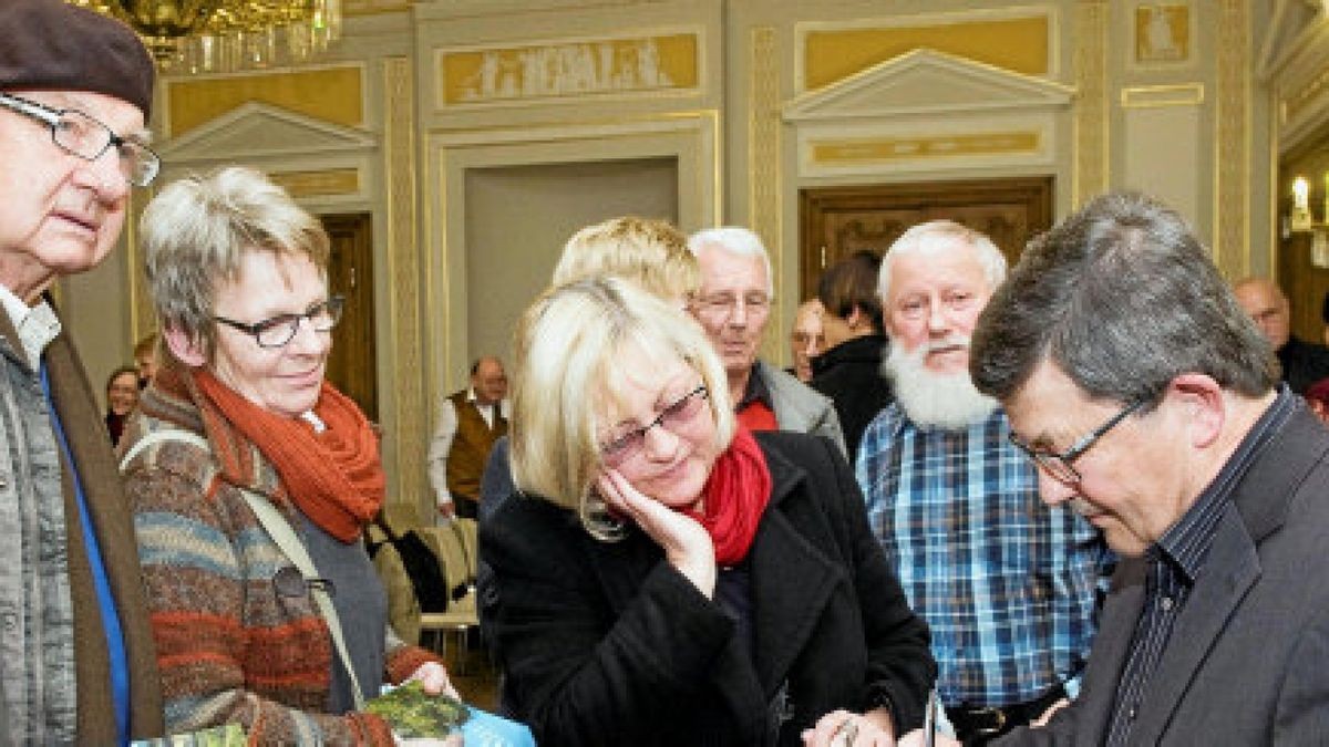 Autor Volker Müller hat in Greiz seinen jüngsten Gedichtband vorgestellt
