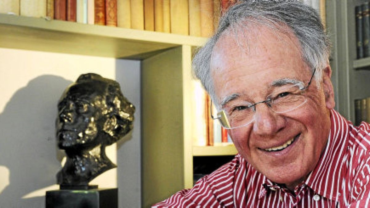 George Alexander Albrecht dirigiert 4. Sinfoniekonzert in der Weimarhalle